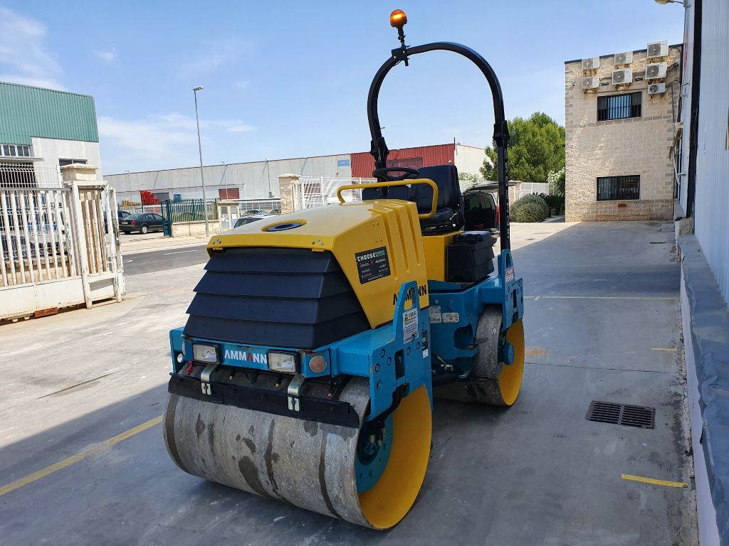 Alquiler de Rodillo Articulado 3000kg - Choosemak